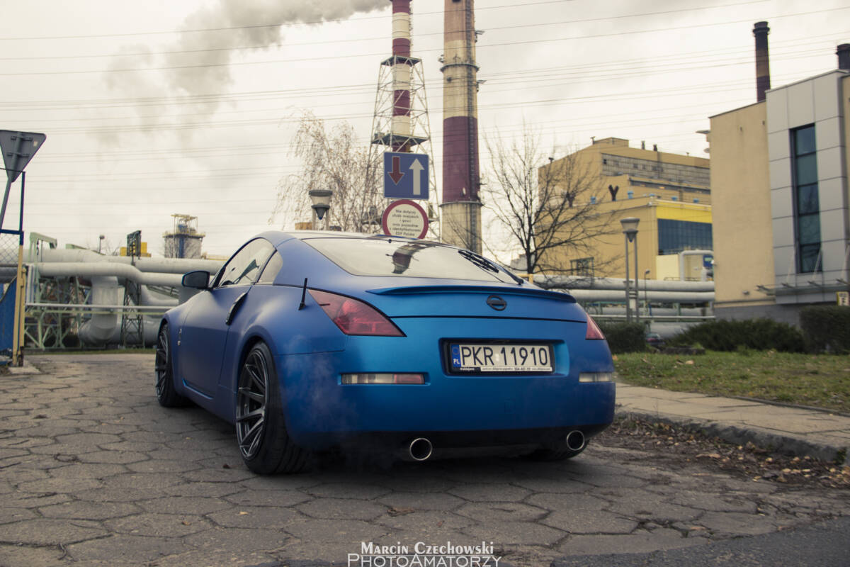 Nissan 350Z – zmiana koloru na 3M Matte Blue Metallic – Oklejone.com
